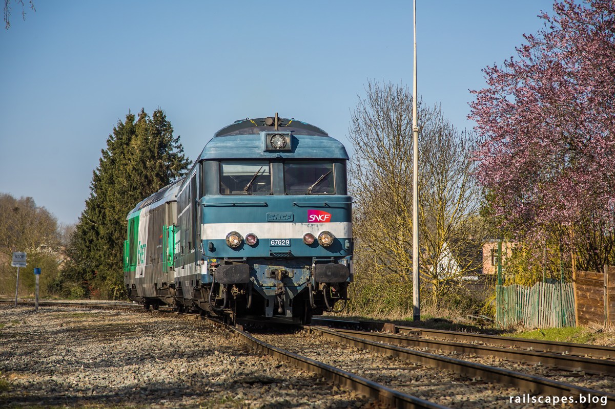 The SNCF logo – Railscapes